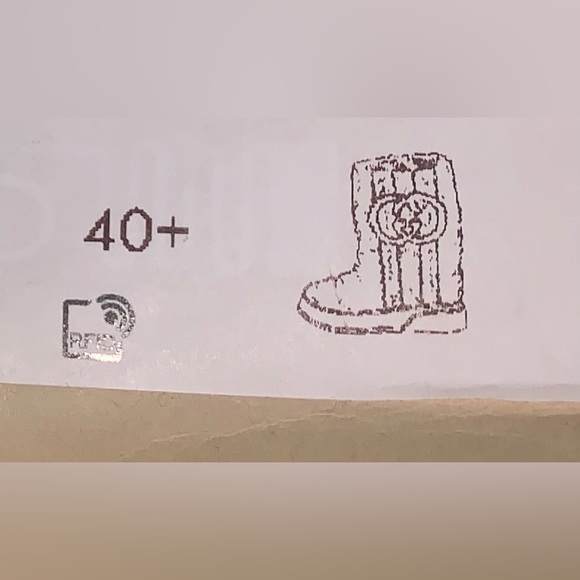 Gucci | Shoes | Gucci Auckland Interlock Furry Boots | Poshmark